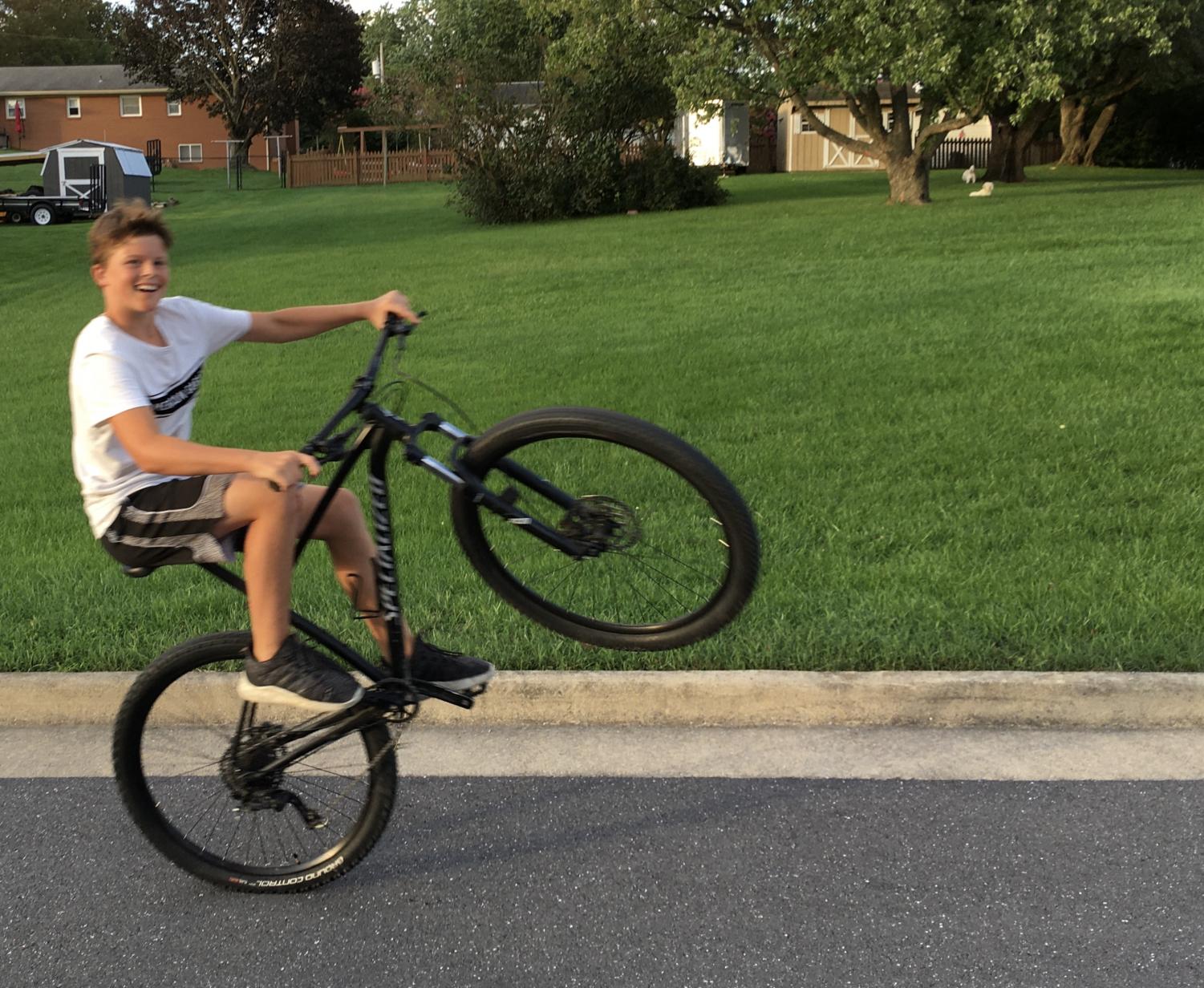 Jonah Lee – HHS Media